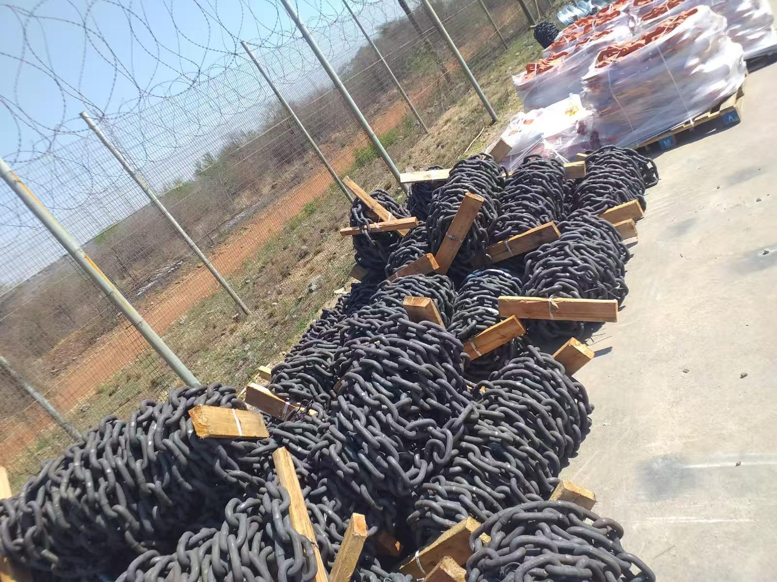 Various Short / Medium / Long Link Iron Chain for Mining - YingLin ...